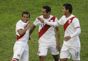 (Video) Amazing Goal, Watch As Peruvian Star Scores From Well Inside ...