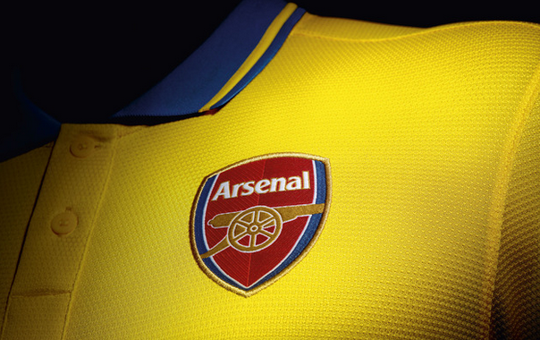 (Images) Arsenal Officially Launch New 2013/14 Nike Away Kit: New ...