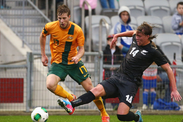 Pro Contract for Andrew Hoole on his Return to Newcastle Jets ...