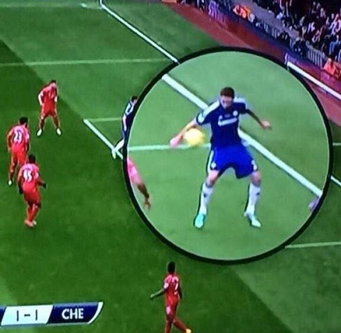 (Image) Was There A SECOND Crucial Handball Missed By Ref During ...