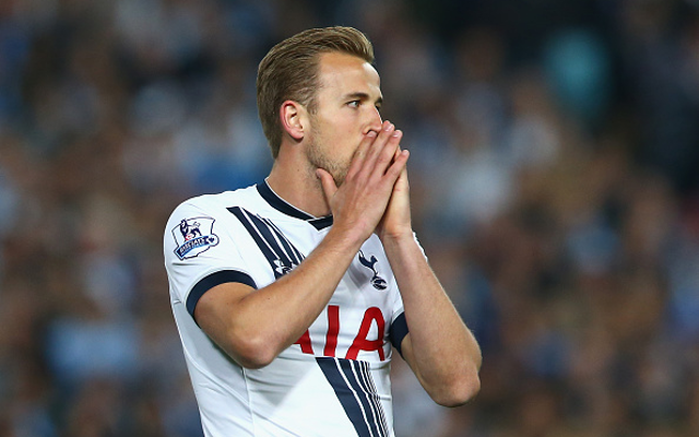 Tottenham hand Harry Kane No. 10 shirt worn by Adebayor