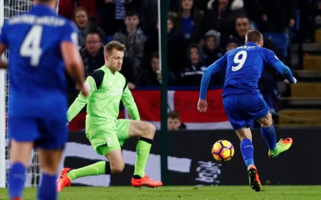 (Video) Jamie Vardy bangs out corner flag after ending Leicester goal ...