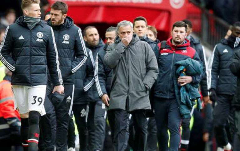 Manchester United legend spotted on bench as new coach