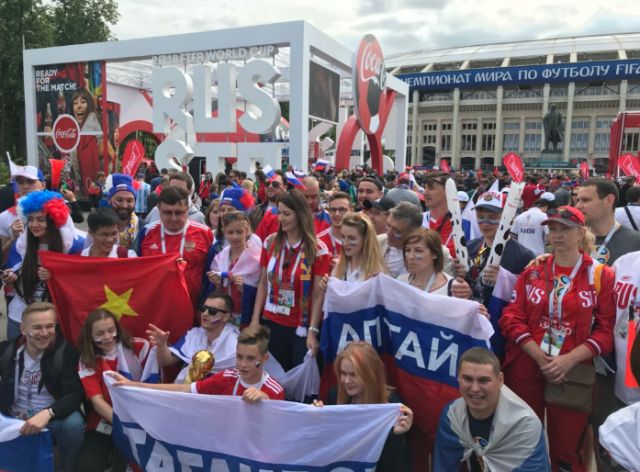 Hot female fans at World Cup steal show in Russia vs Saudi Arabia