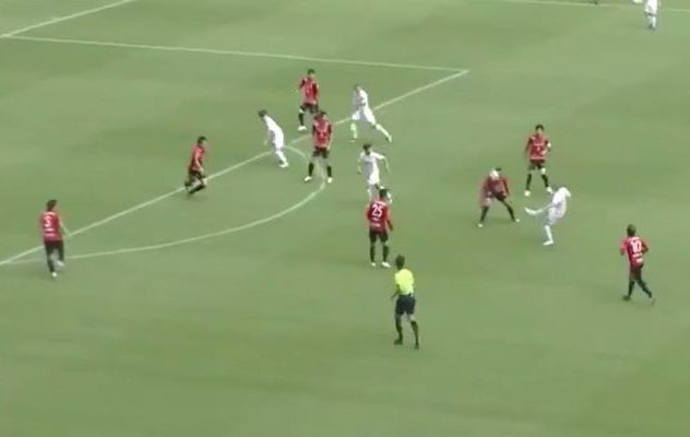 Video: Ridiculous Andres Iniesta assist sets up Lukas Podolski