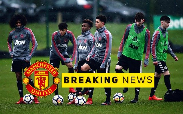 Tahith Chong new Man United contract offer
