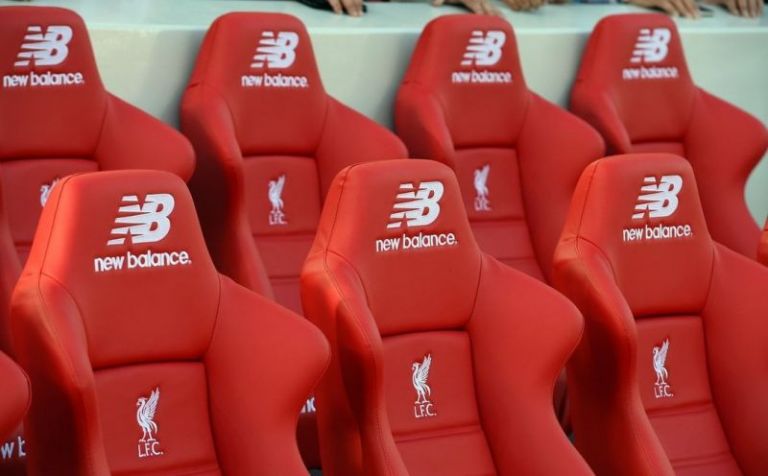 United And Madrid Use Racing Car Dugout Seats That Cost £3 500