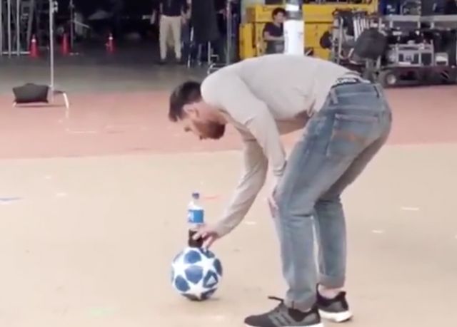 Video: Messi pulls off INSANE bottle-flip trick