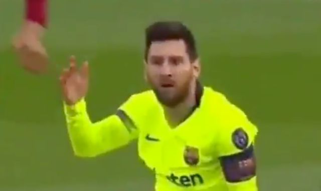 Video: Robertson roughs up Messi early on in Barcelona clash