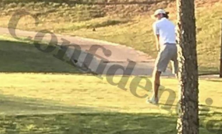 Bale golfing during Real Madrid vs Tottenham