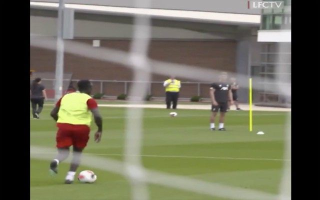 Video: Mane's expert finish in Liverpool training session