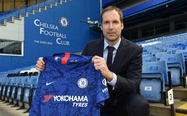 Petr Cech included in Chelsea's Premier League squad