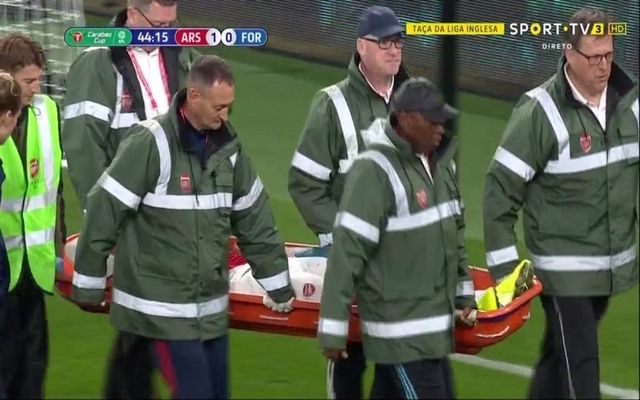 Arsenal's Smith Rowe stretchered off after collision vs Forest