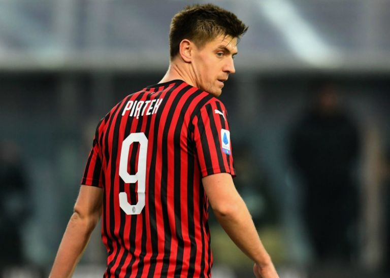 Man United close to Piatek transfer from AC Milan