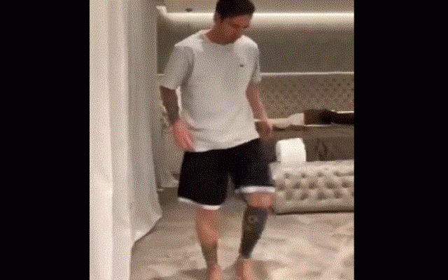 Video: Lionel Messi shows incredible toilet roll skills