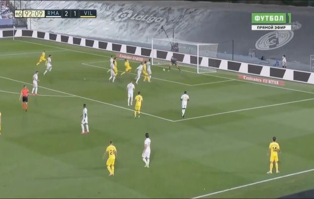 Video: Courtois double save that helped Real Madrid seal title