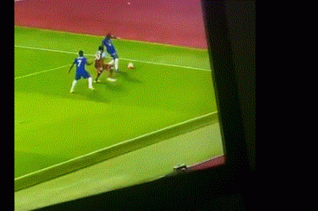 Video: Incredibly bad moment from Rudiger vs West Ham