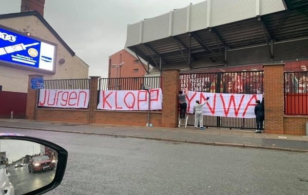 (Photo) Liverpool fans place 'YNWA' Klopp banner at Anfield