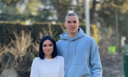 Photo: Real Madrid goalkeeper Lunin gets married in tracksuit