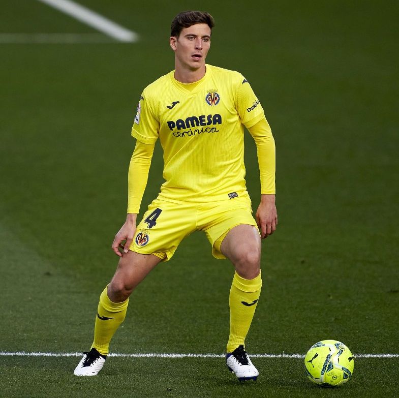 Pau Torres Manchester United transfer update