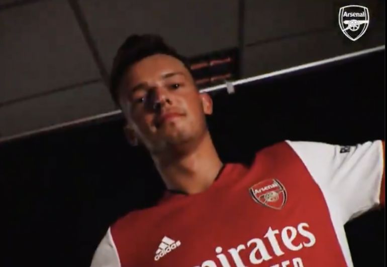 (Video) Arsenal officially confirm Ben White signing