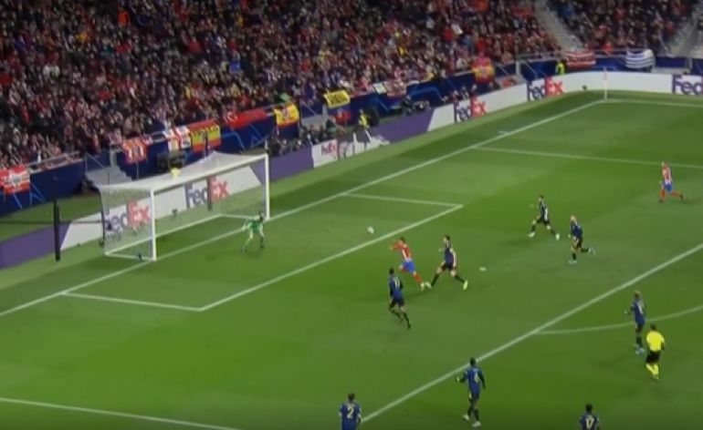 Felix scores sensational header against Man United