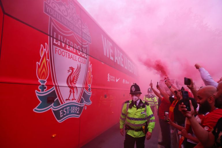 Video: Scenes outside Anfield as Liverpool dream of 20th title