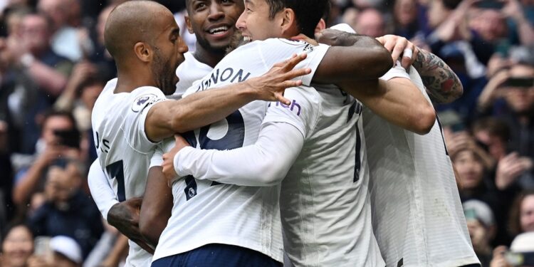 Newcastle could complete the signing of Tottenham full-back