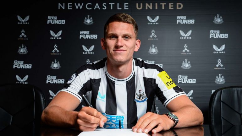 Newcastle confirm the signing of Botman on long-term contract