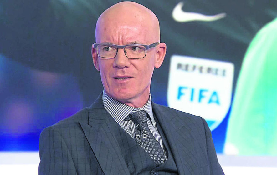 Dermot Gallagher spots what the ref did just before Cornet scored for ...