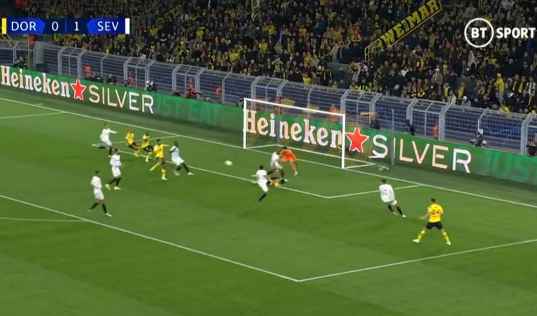 Video: Bellingham keeps Champions League record going with volley