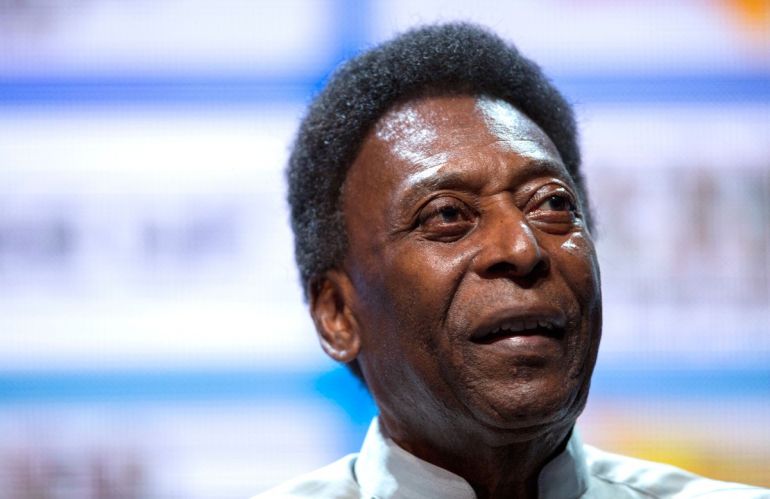 Pele dies aged 82