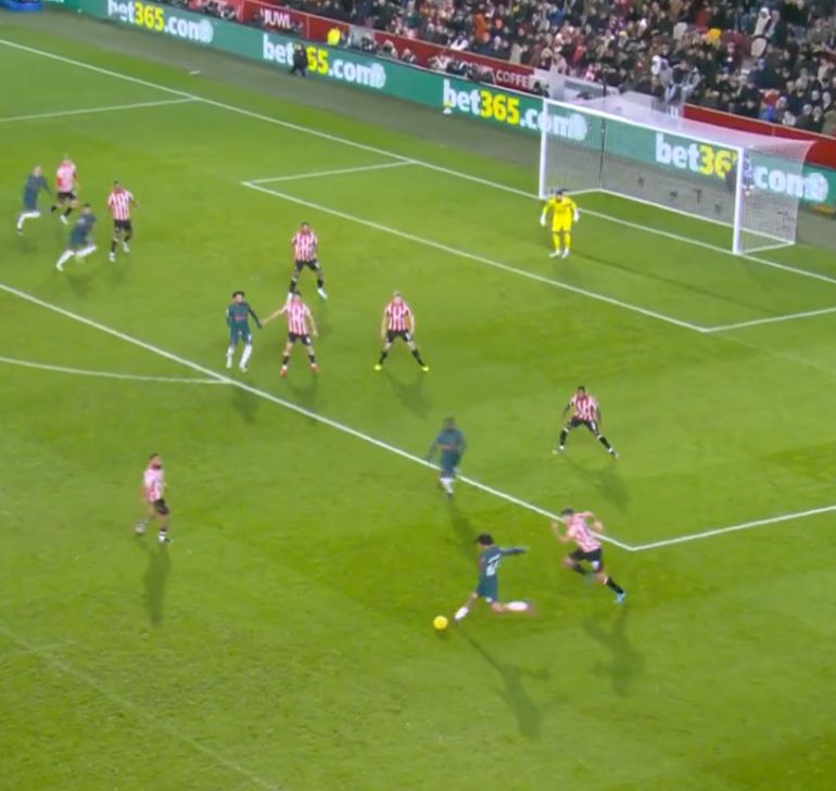 Oxlade-Chamberlain heads home after sensational Alexander-Arnold assist