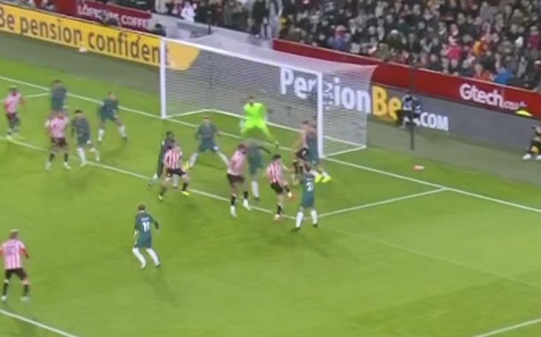 (Video) Mee forces Konate scrappy own goal as Brentford lead Liverpool
