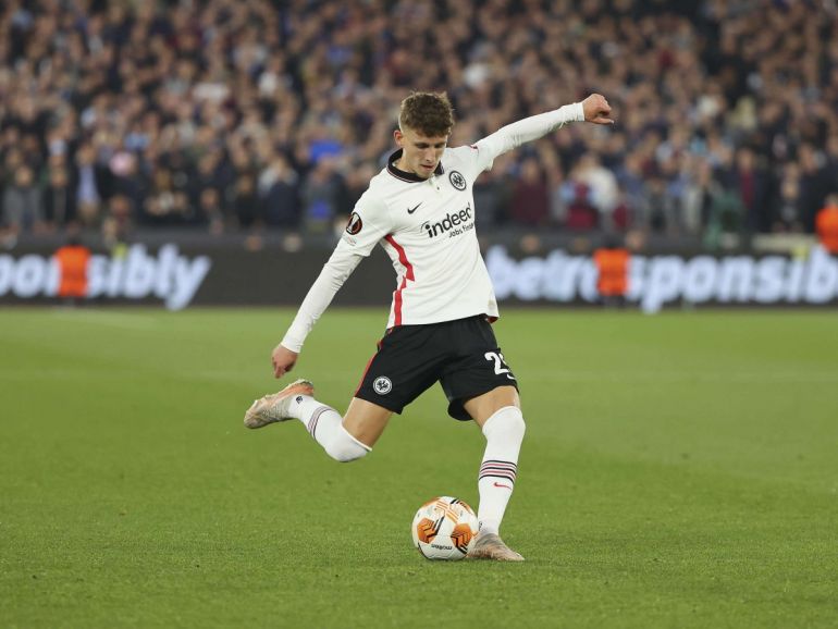 Liverpool transfer news: Lindstrom links explained