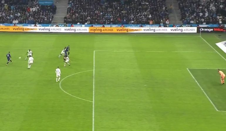 Video: Messi and Mbappe link-up to create special goal in derby clash