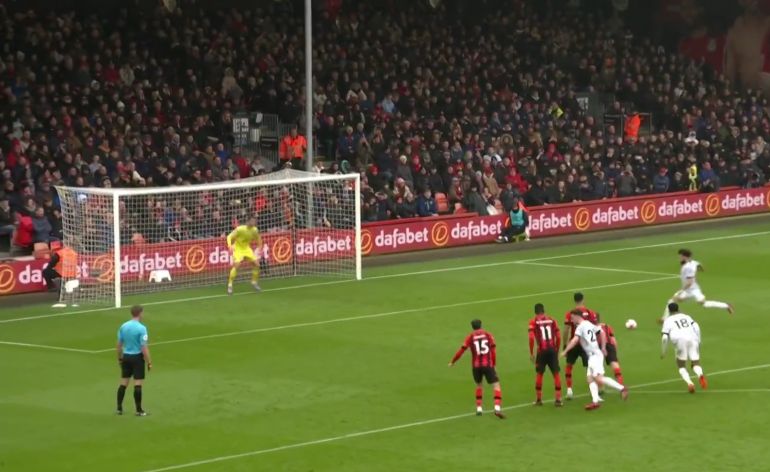 Video: Liverpool's Mohamed Salah blasts shocking penalty wide