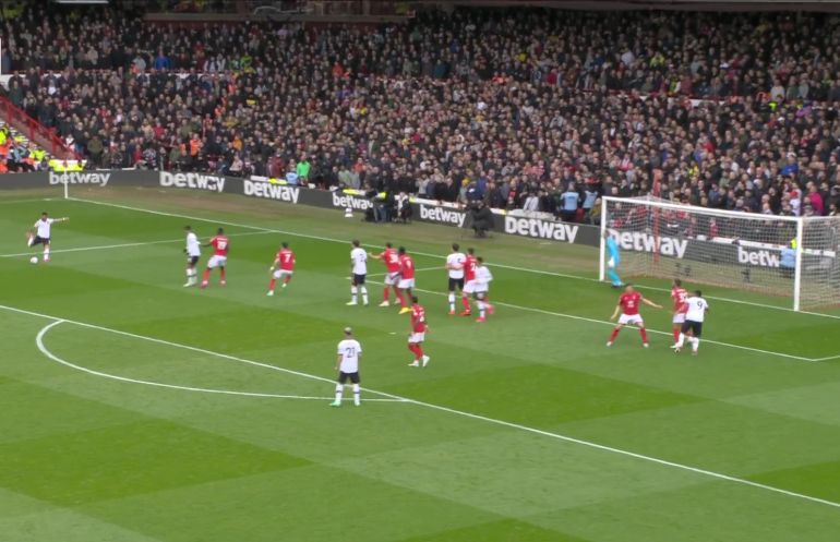 Video: Man United's Fernandes denied by sensational Keylor Navas save