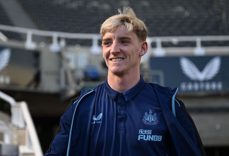 Anthony Gordon tells of struggles trying to grow facial hair