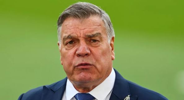 Former Premier League manager claims he would've taken Leeds job