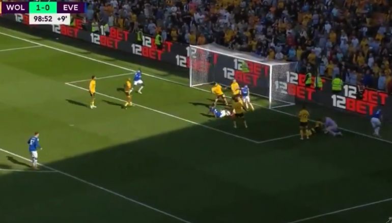 Everton news: Yerry Mina hits incredible 99th minute equaliser at Wolves