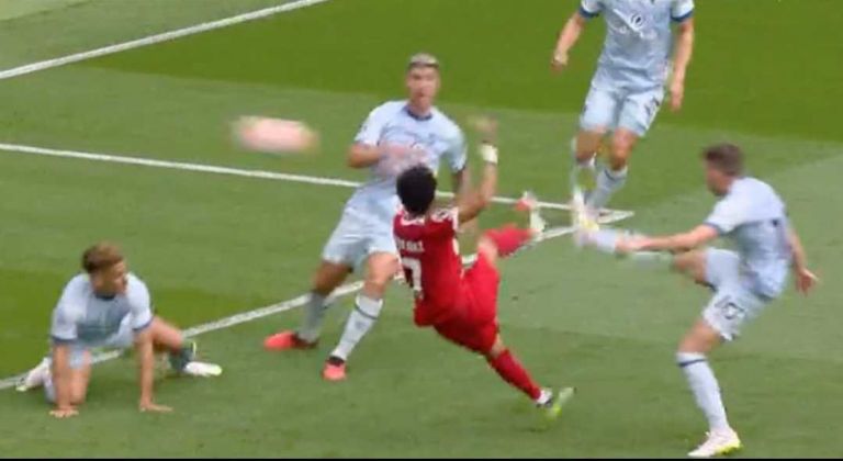 Video: Luis Diaz's spectacular acrobatic goal levels the score 1-1 against Bournemouth ...