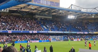 Video: Footage captures Emi Martinez celebrating with away fans after ...