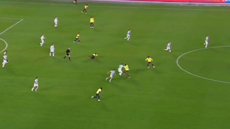 Video: Chelsea's Enzo Fernandez produces insane pass against Ecuador ...