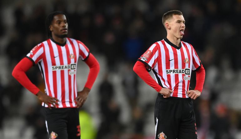 Newcastle enter talks to land 'next Jordan Henderson', player's family ...