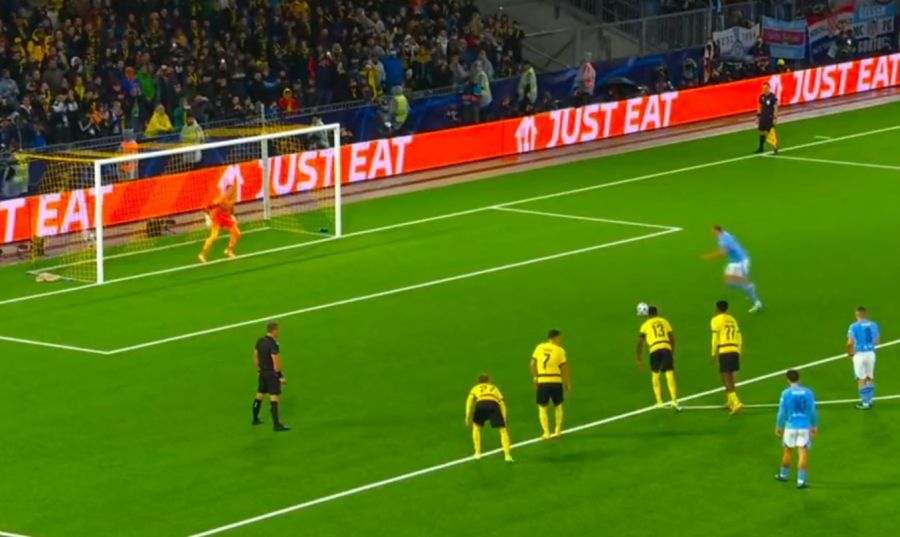 Video: Erling Haaland scores first Champions League goal of the season