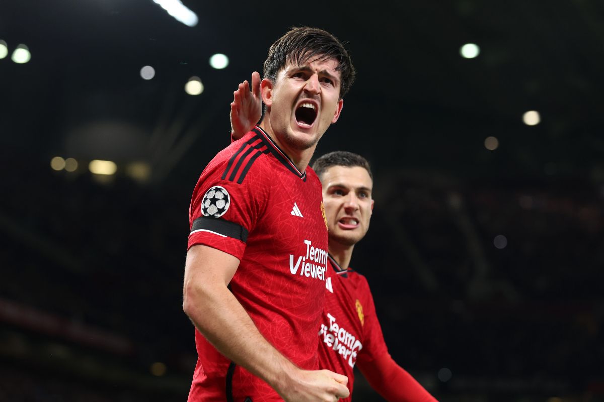 Harry Maguire not leaving Man United despite contract expiring in 2025
