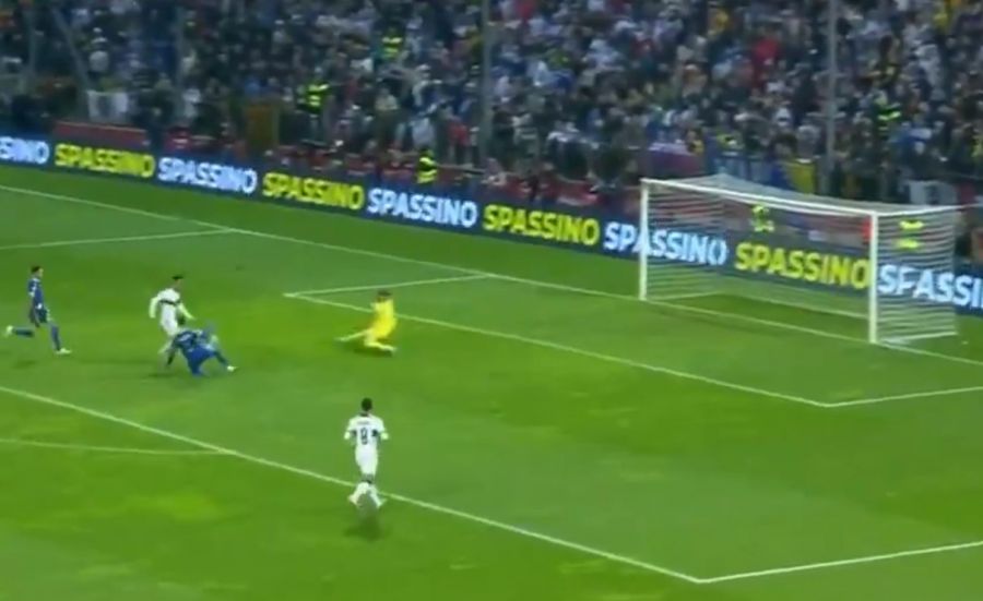 Video: Ronaldo grabs another brace for Portugal with beautiful finish
