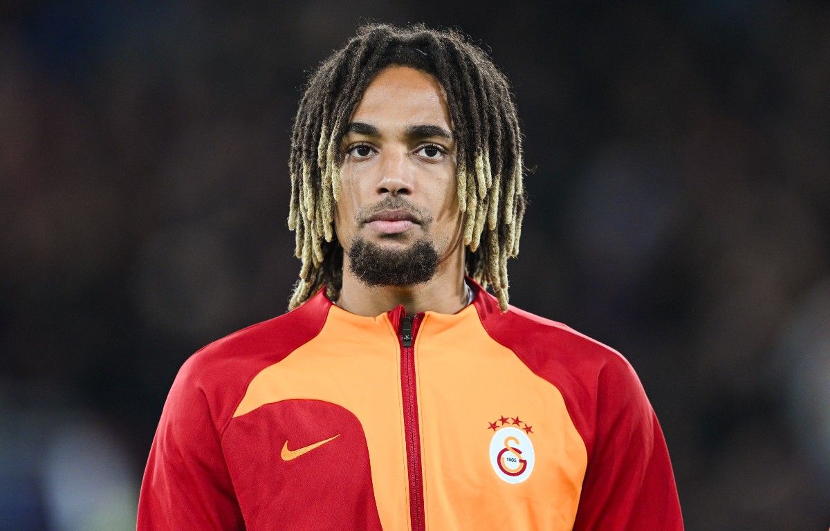 Sacha Boey PSG transfer exclusive from Jonathan Johnson