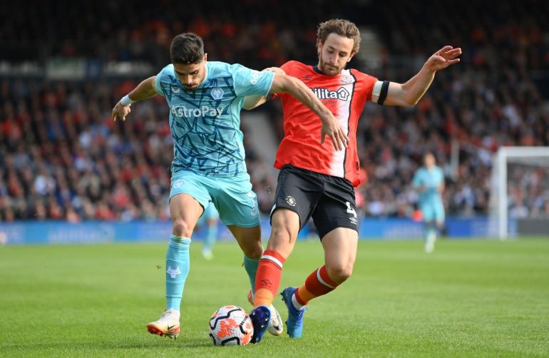 Liverpool rival Arsenal for Pedro Neto transfer from Wolves